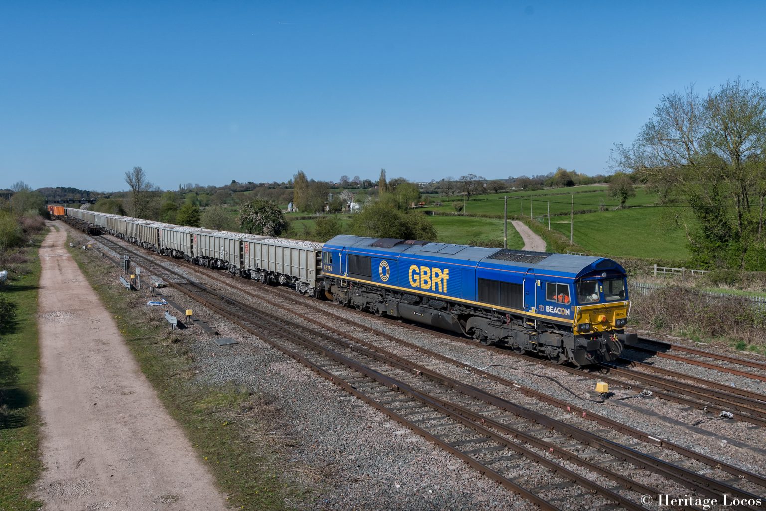 Class 66 diesel-electric freight locomotive